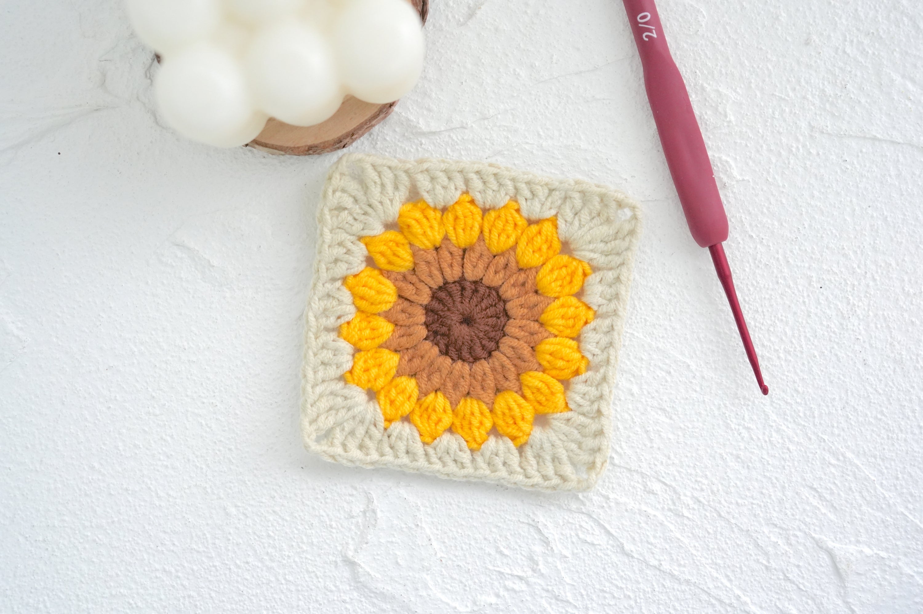 Crochet Sunflower Granny Square (Style ⅡI) Pattern Free (PDF + Beginne