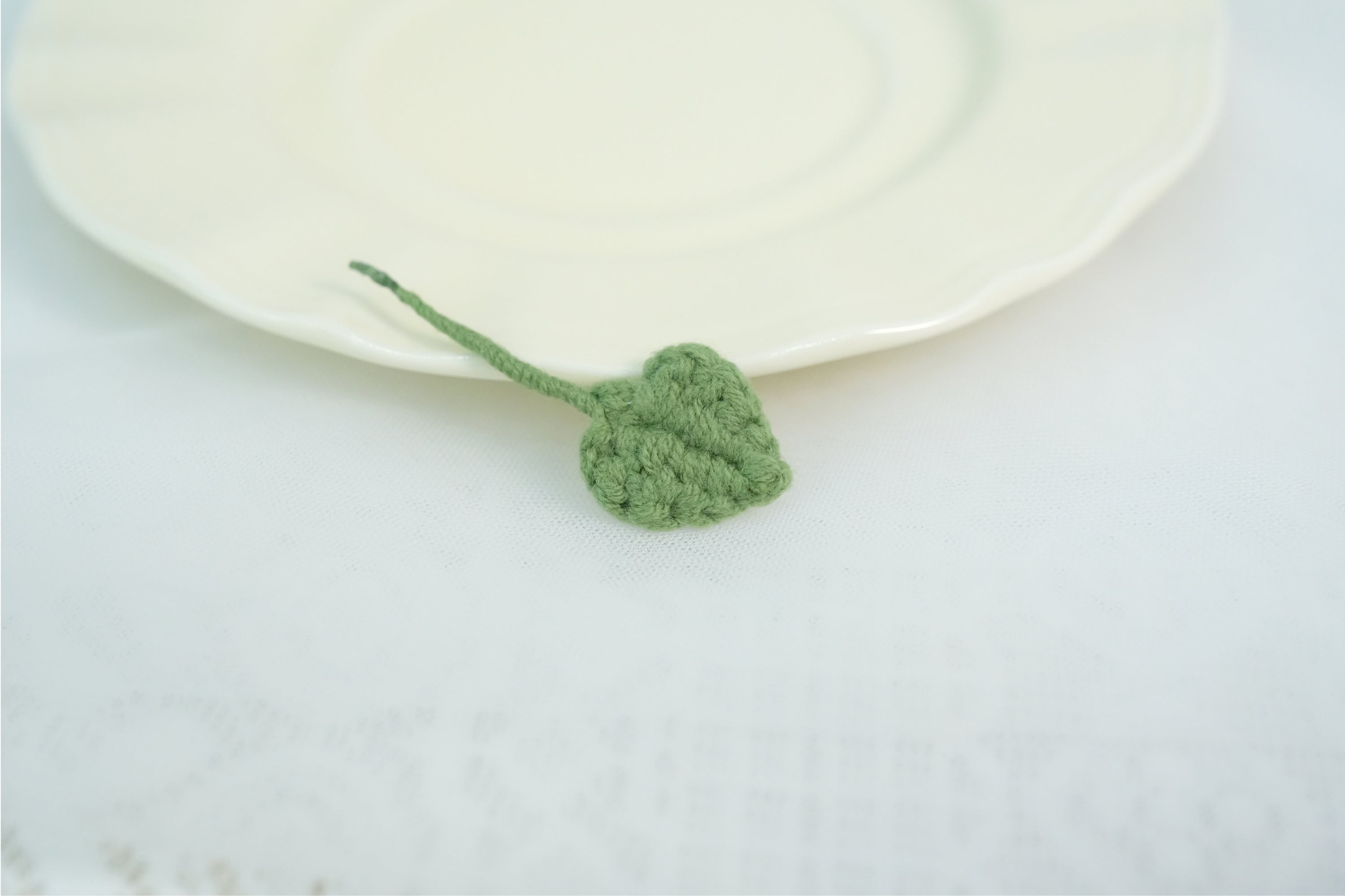Crochet Small Flower Leaf Pattern Free (PDF + Beginner Tutorial)